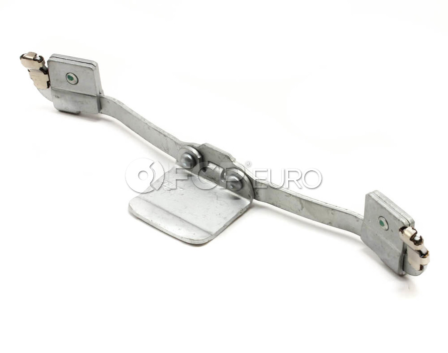 Volvo Anti-Rattle Spring Clip - Genuine Volvo 30665010 | FCP Euro