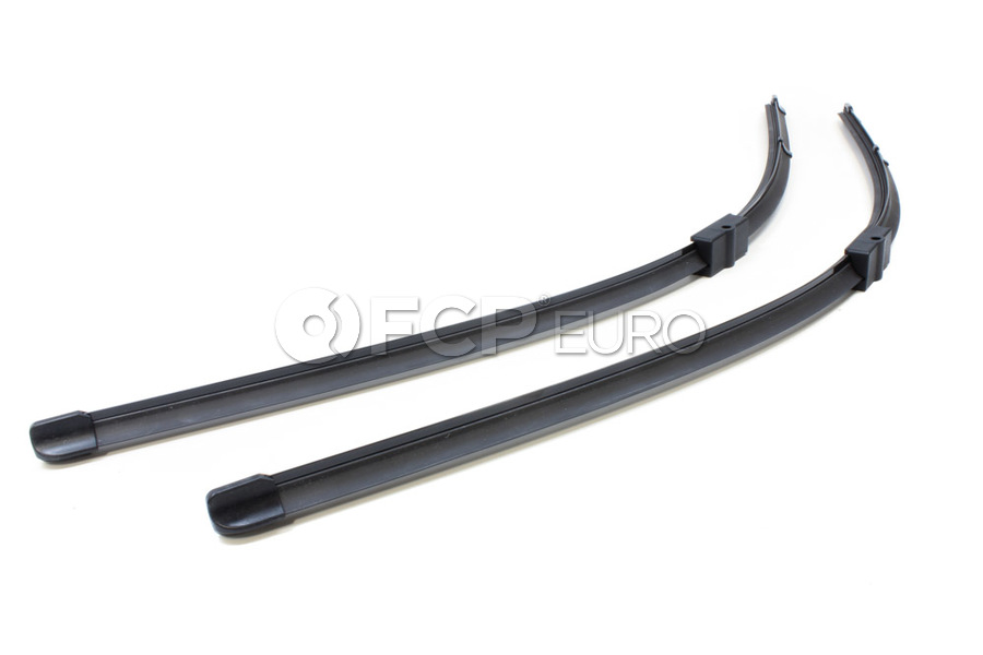 Mercedes Windshield Wiper Blade Set - Valeo 2218200845 | FCP Euro